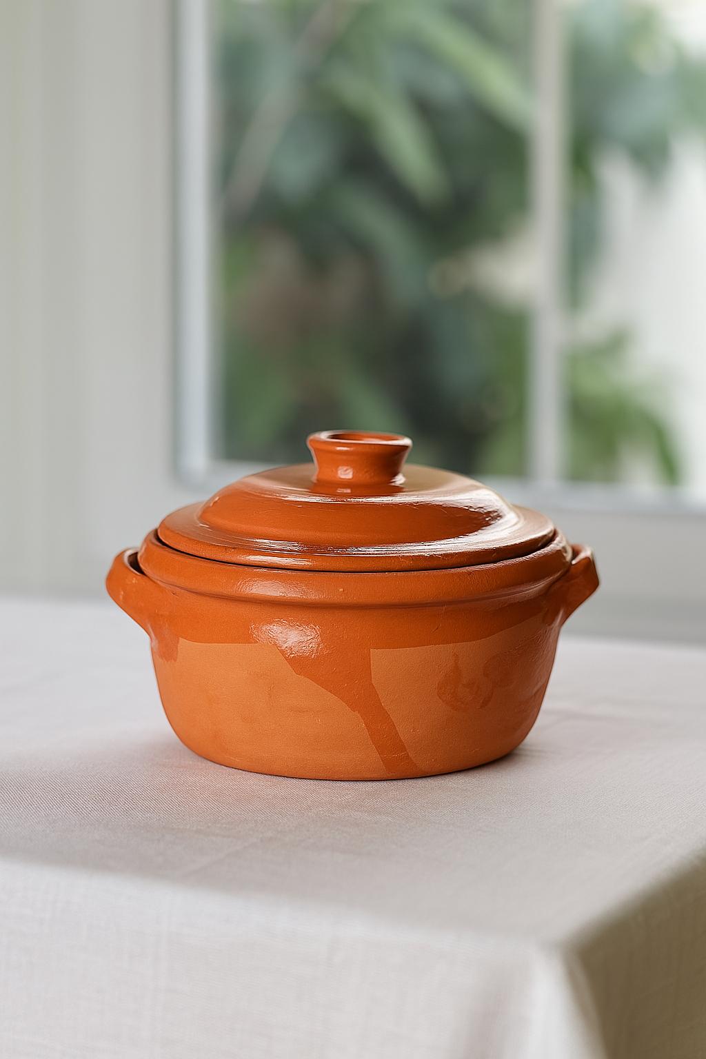 Traditional Terracotta Cooking pot small with lid – Bella Vita Creations